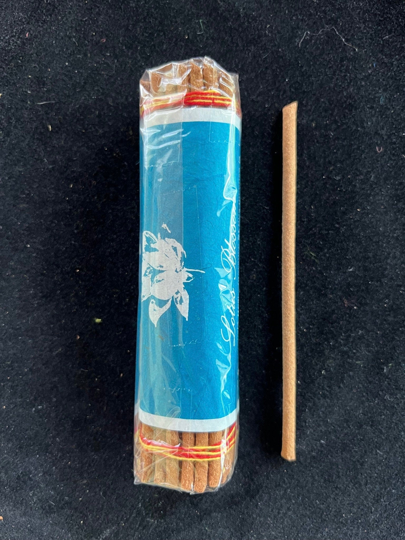 Lotus Blossom Incense | Tibetan Incense | 30 sticks | short sticks (5 ...